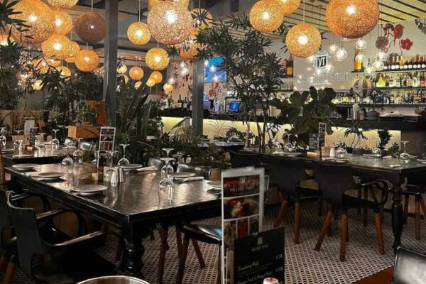 Restaurants in Umhlanga - 20 Top Eateries | Daddys Deals